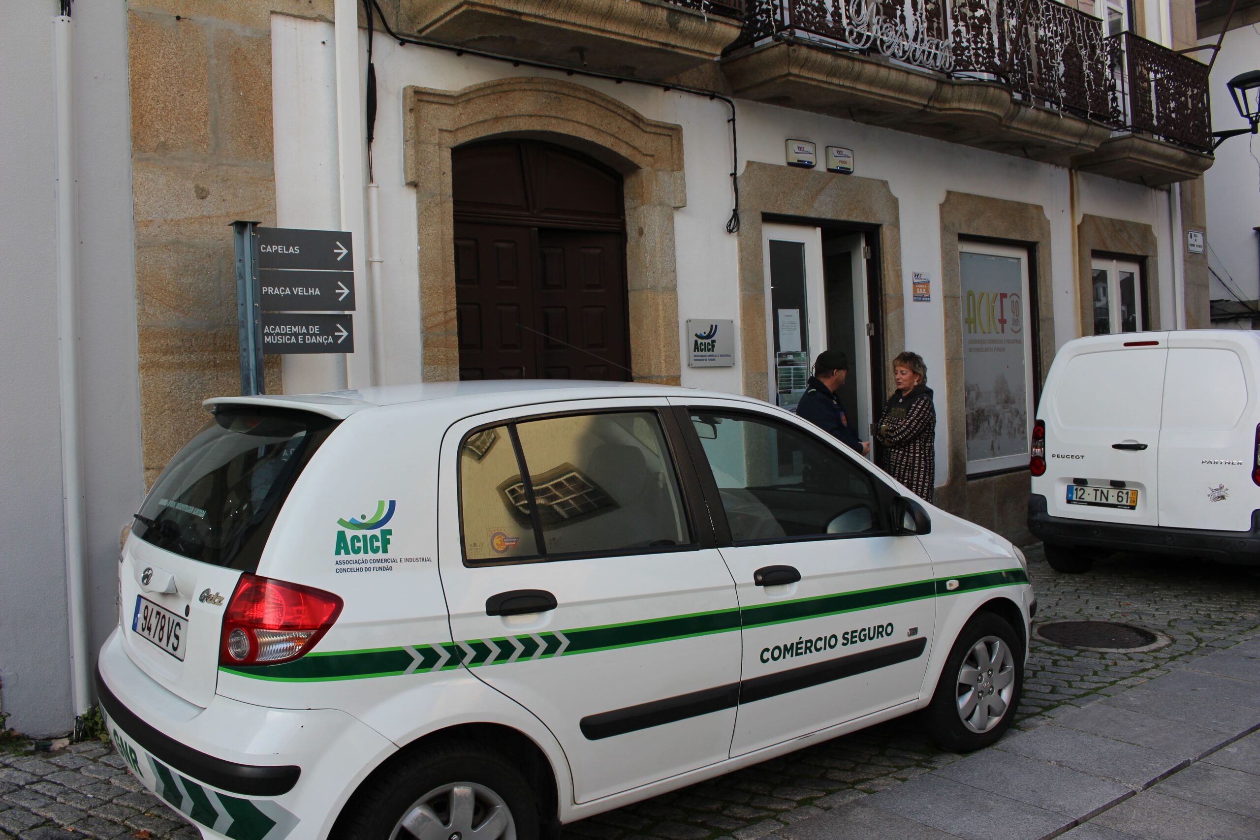 ACICF recupera viatura do “Comércio Seguro” para reforçar zona ...